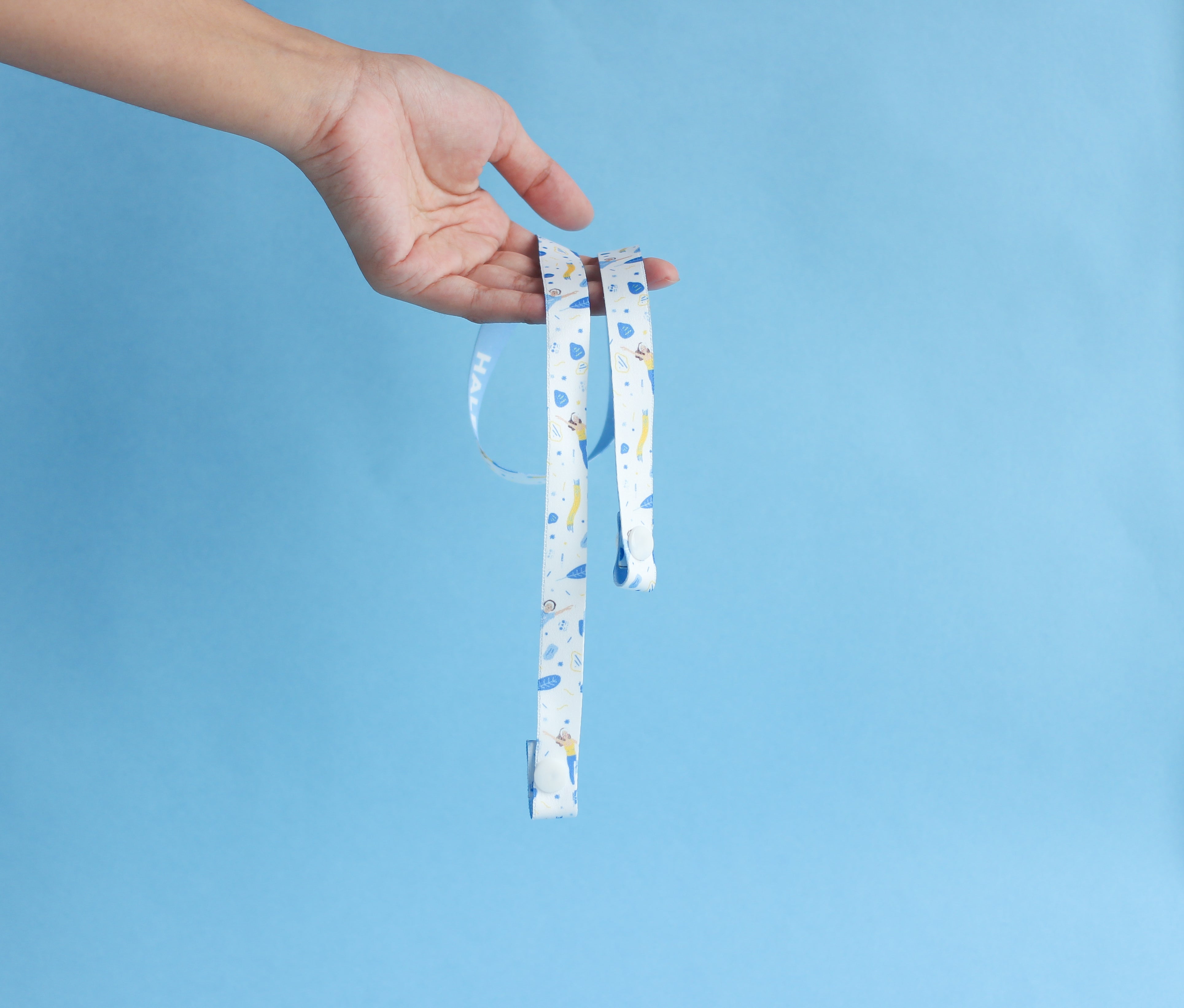 OFFICIAL MERCH – HALE.